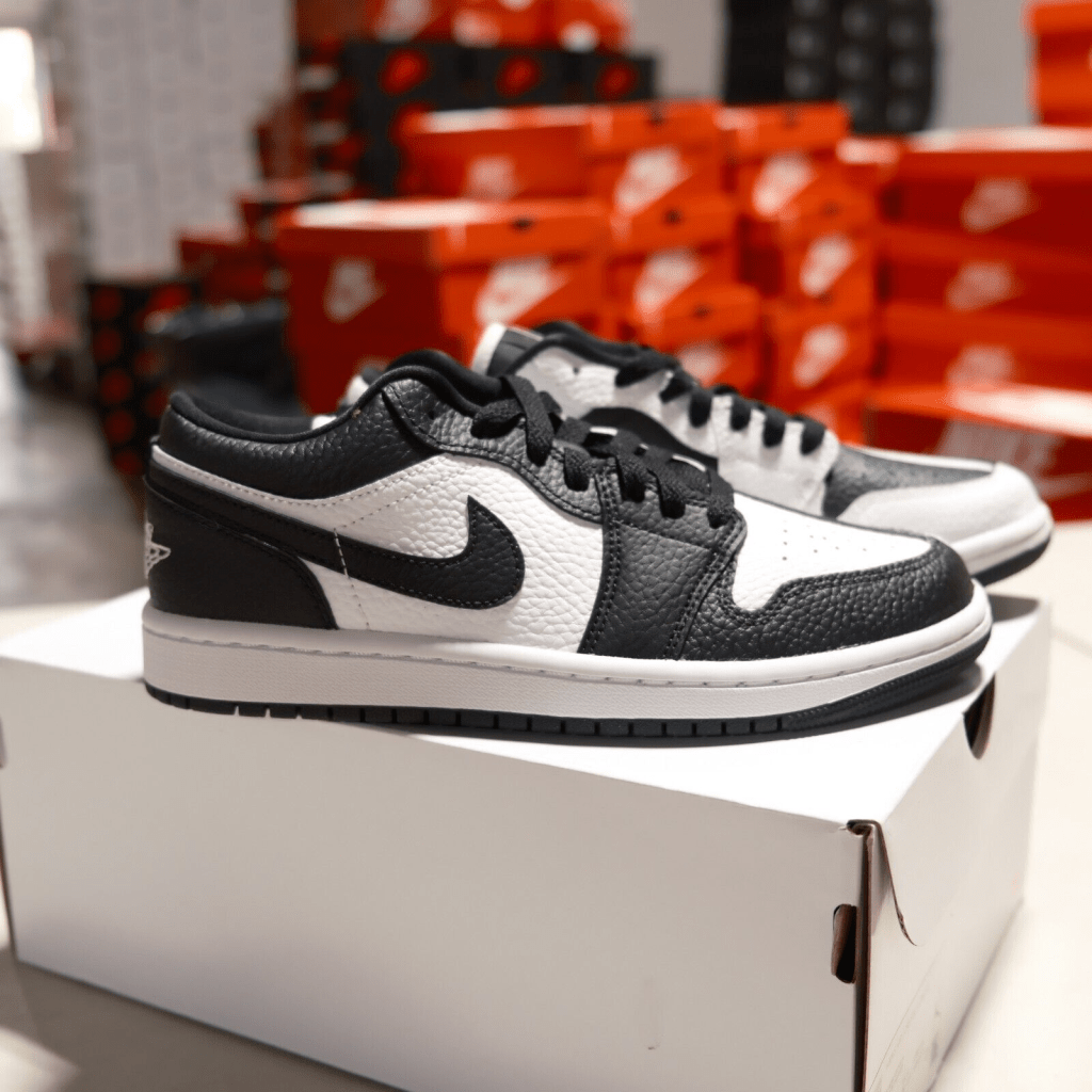 Jordan 1 Low Homage Split - Shoe Store Wskonnekt® California